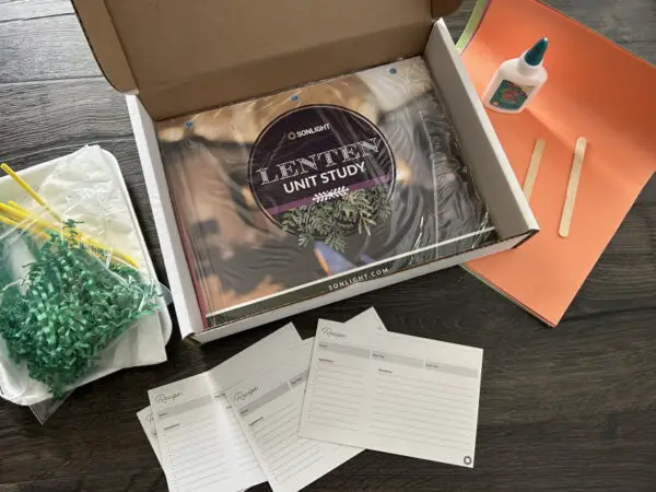 The Best Lent Family Activities {Simple and Meaningful}