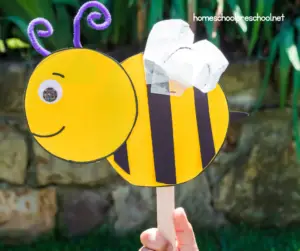 14 Easy Bug Crafts for Kids {Hands-on Spring Fun!}